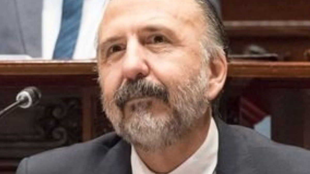 José Nunes, senador del Frente Amplio, critica la firma del Proyecto ...