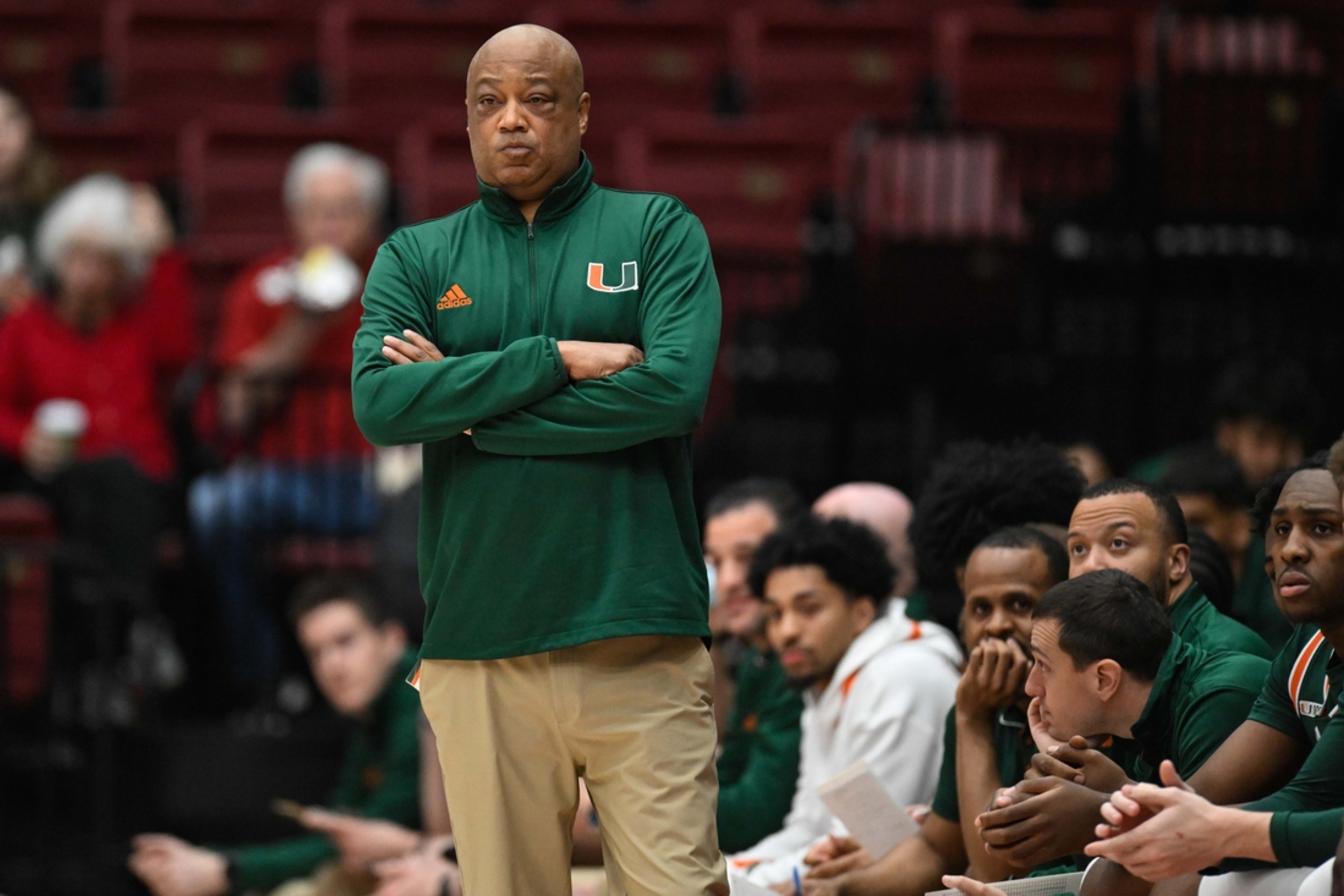 Interim coaches guide win-starved Miami, Virginia into battle