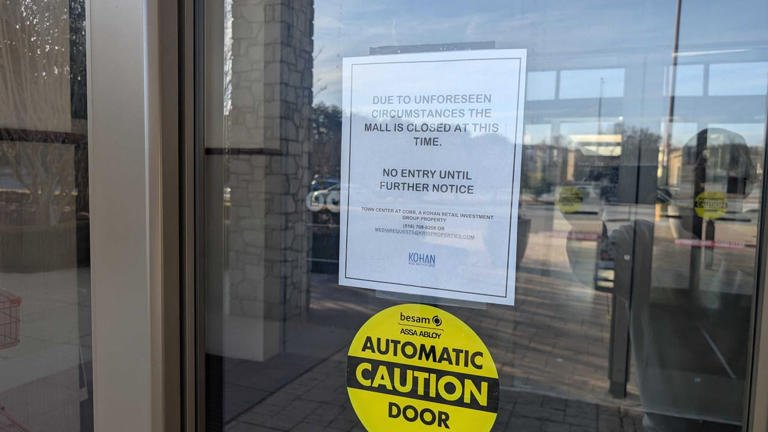 Town Center Mall says it will reopen on Wednesday after abrupt closure