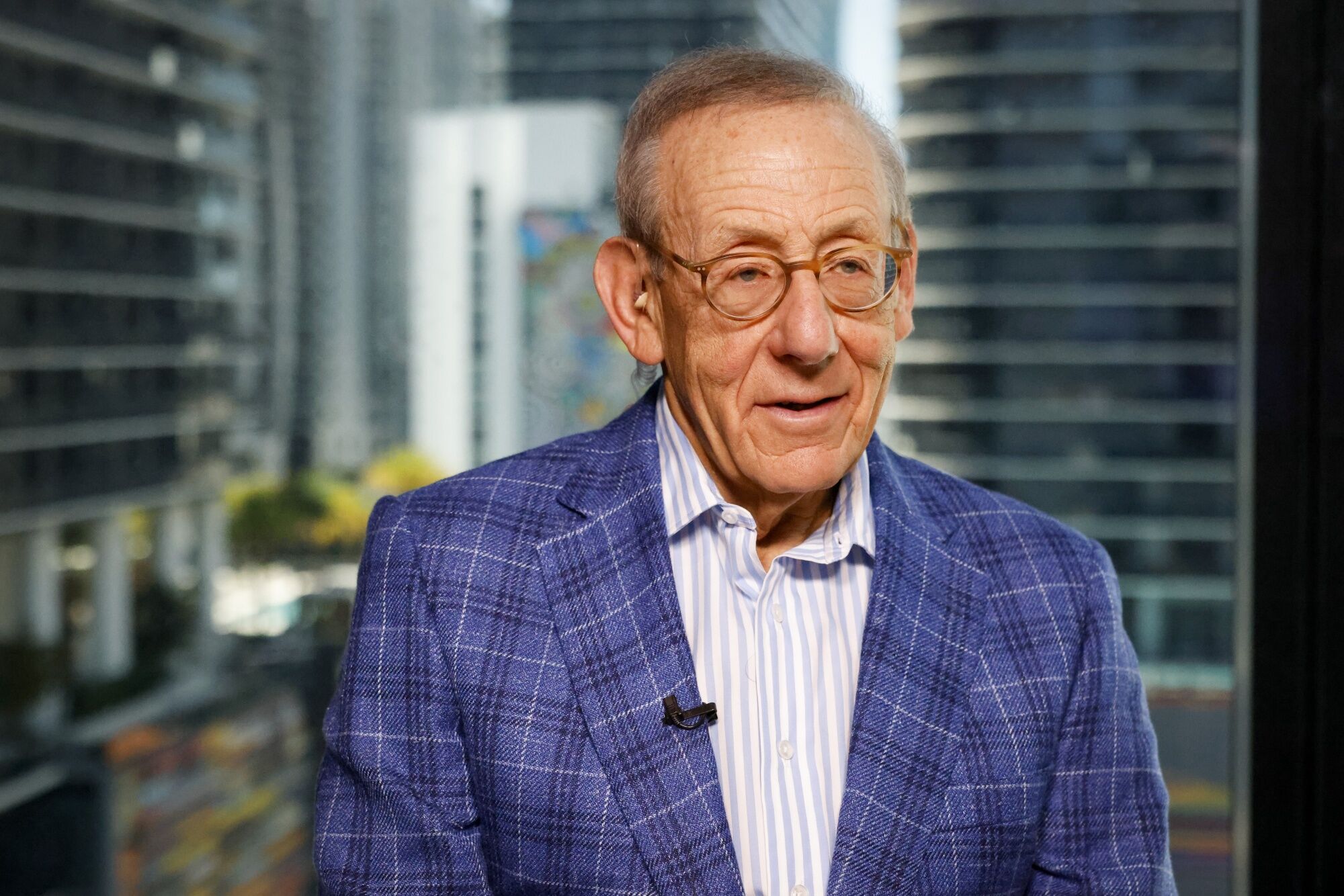 Billionaire Stephen Ross Lures Private School to Florida as Wealth Booms