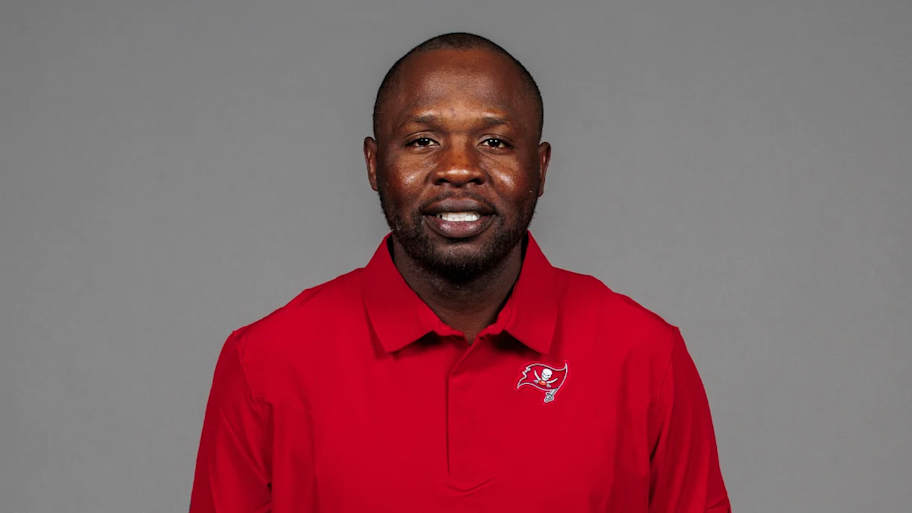 Buccaneers QB coach interviews with Texans for offensive coordinator ...