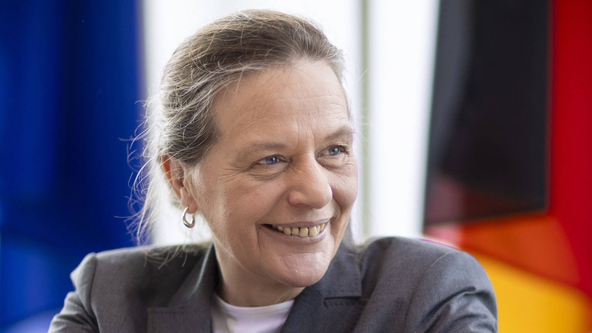 Bundeswahlleiterin Ruth Brand zur Bundestagswahl 2025: „Wir liegen gut ...