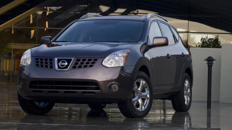 10 SUVs From The 2000s That Were Way Ahead Of Their Time