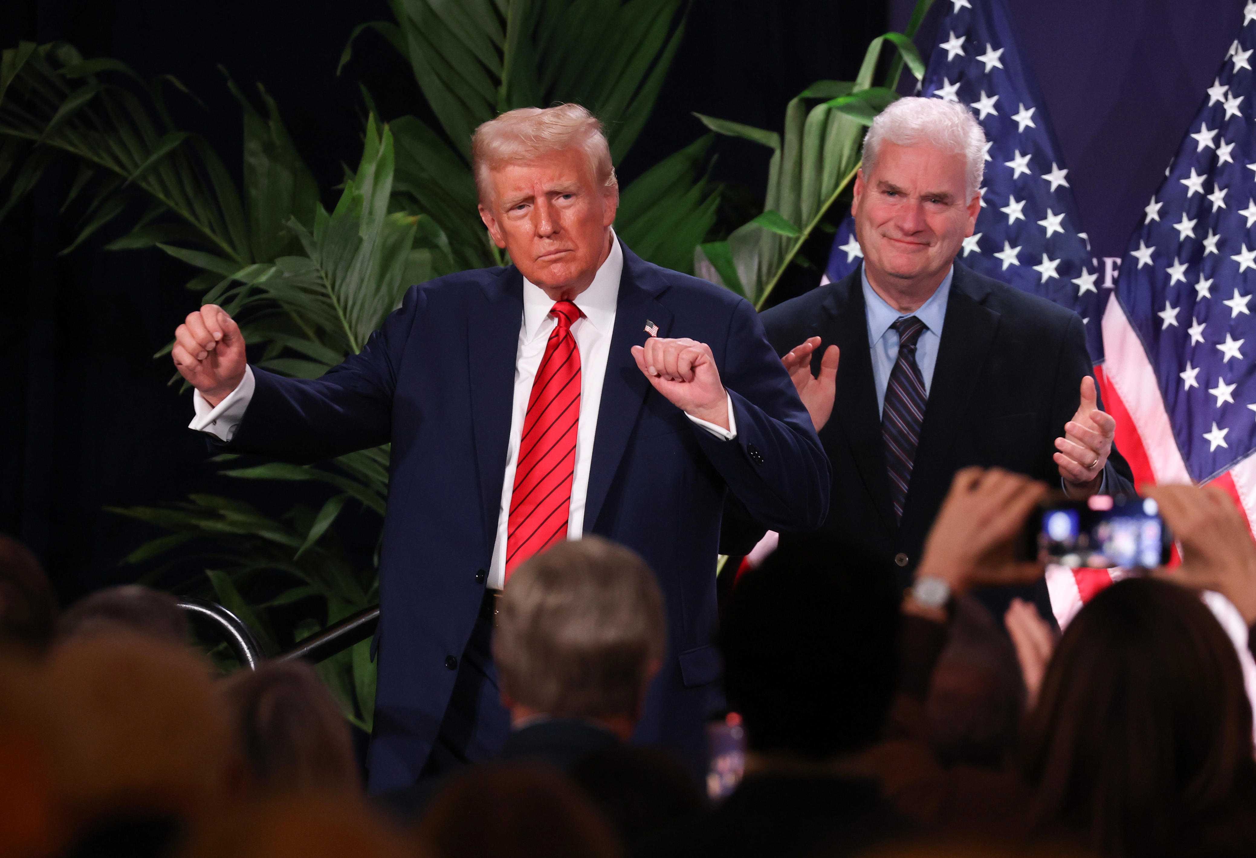 A 'constitutional crisis?' Democrats, Republicans spar over Donald ...