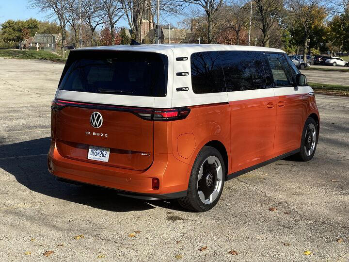 2025 Volkswagen.ID Buzz Pro Plus 4Motion Review -- Attention Getter