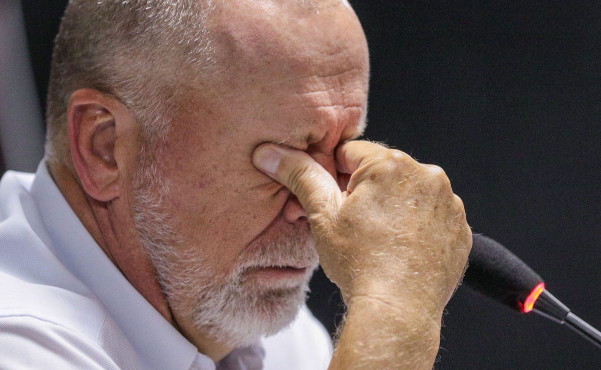 Com aval de Mano Menezes, Fluminense sonda meio-campista, mas leva ... Com aval de Mano Menezes, Fluminense sonda meio-campista, mas leva ...