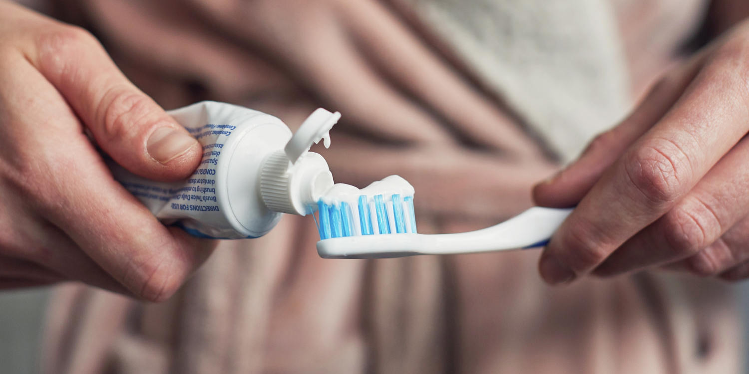 Put the fluoride-free toothpaste down — why dentists don’t want you to ...