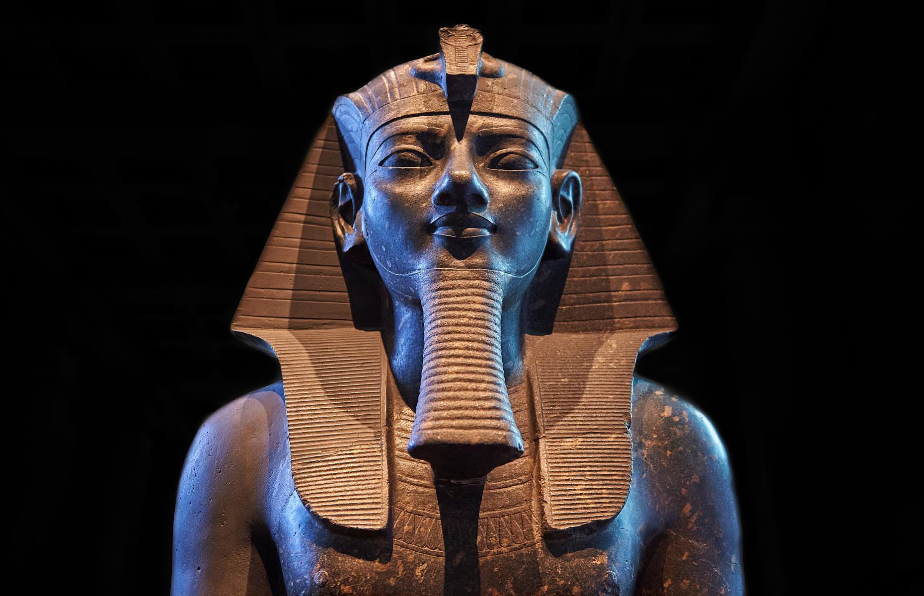 ¿Quién fue el rey o reina MÁS rico de nuestra historia? Descúbrelo en ...