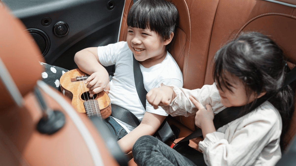 5 Tips to Keep Our Kids Safe in the Car