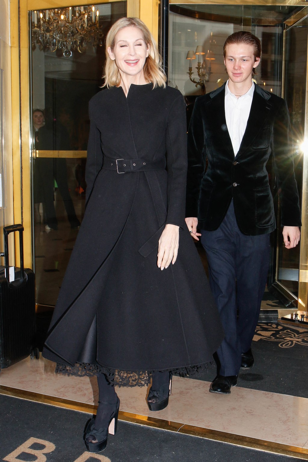 Kelly Rutherford poses with son Hermes for first time in 10 years after ...