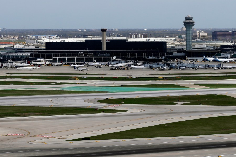 Air traffic controllers at O’Hare Airport rally against government shutdown