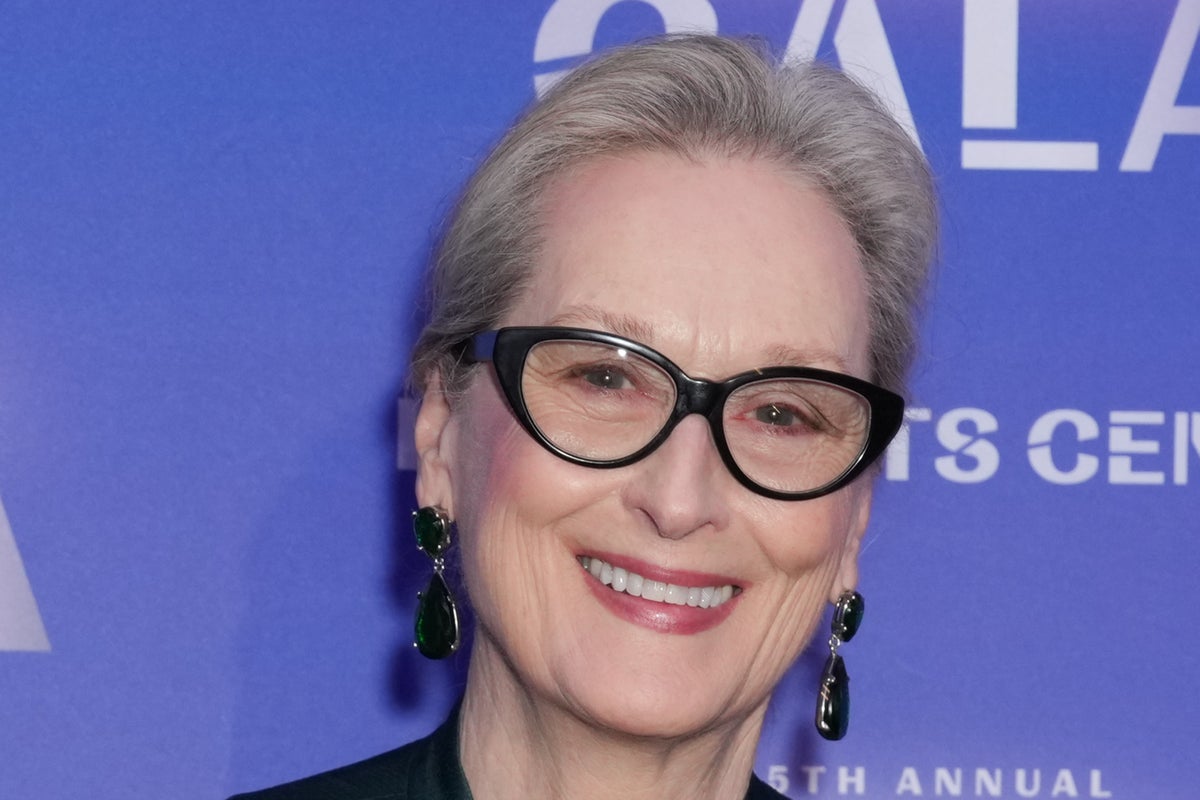 Meryl Streep, 75, cut ‘car-size’ hole in her fence to escape LA fires ...