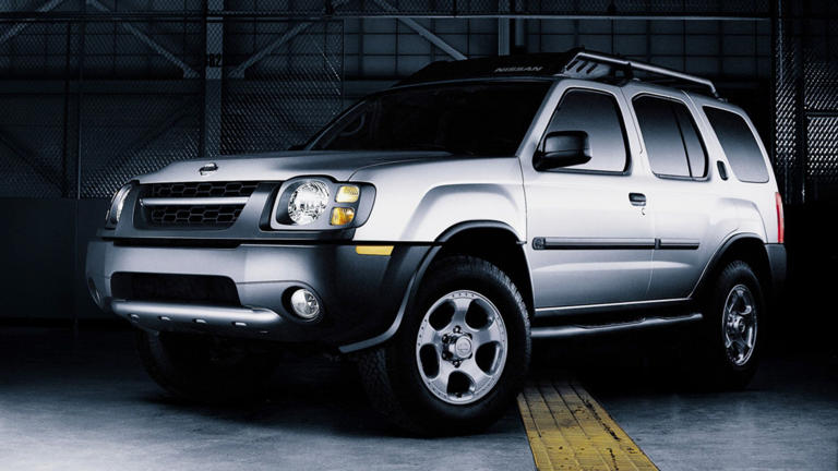 10 SUVs From The 2000s That Were Way Ahead Of Their Time