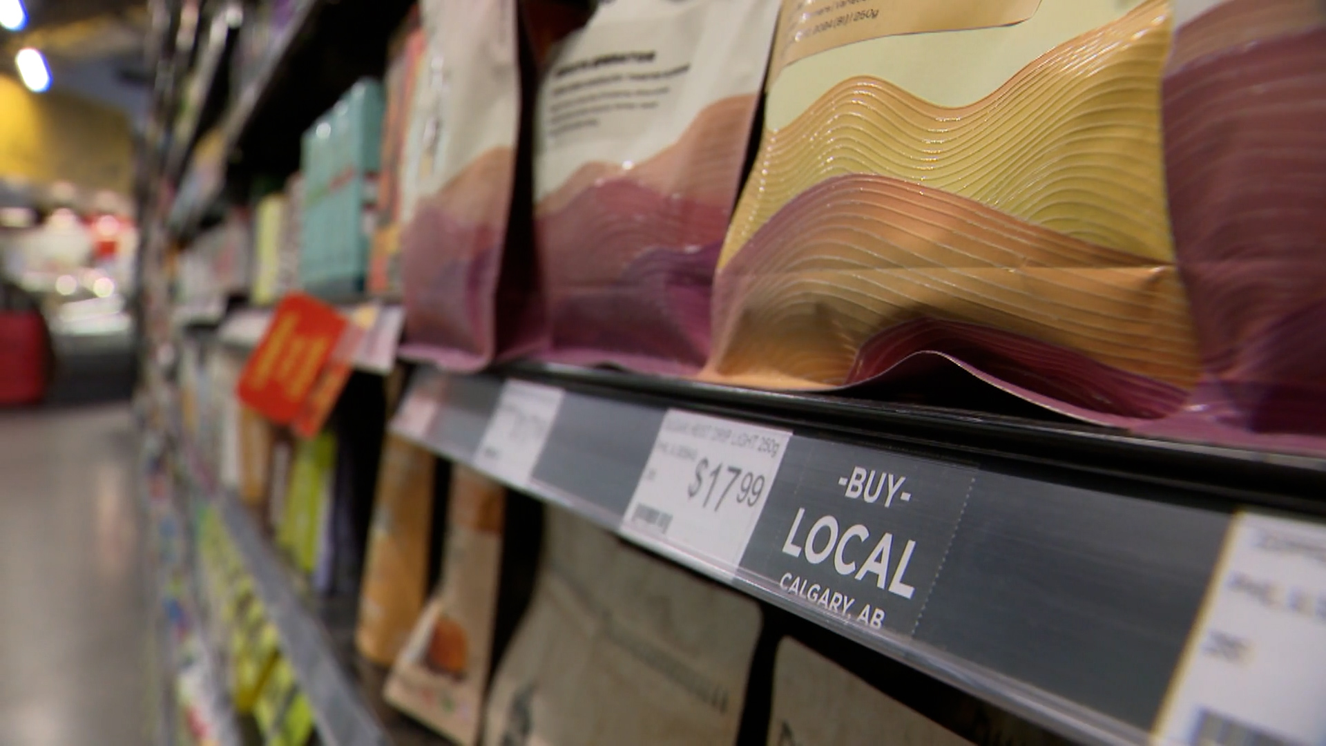 Canadian shoppers look to buy local as U.S. tariff threat looms