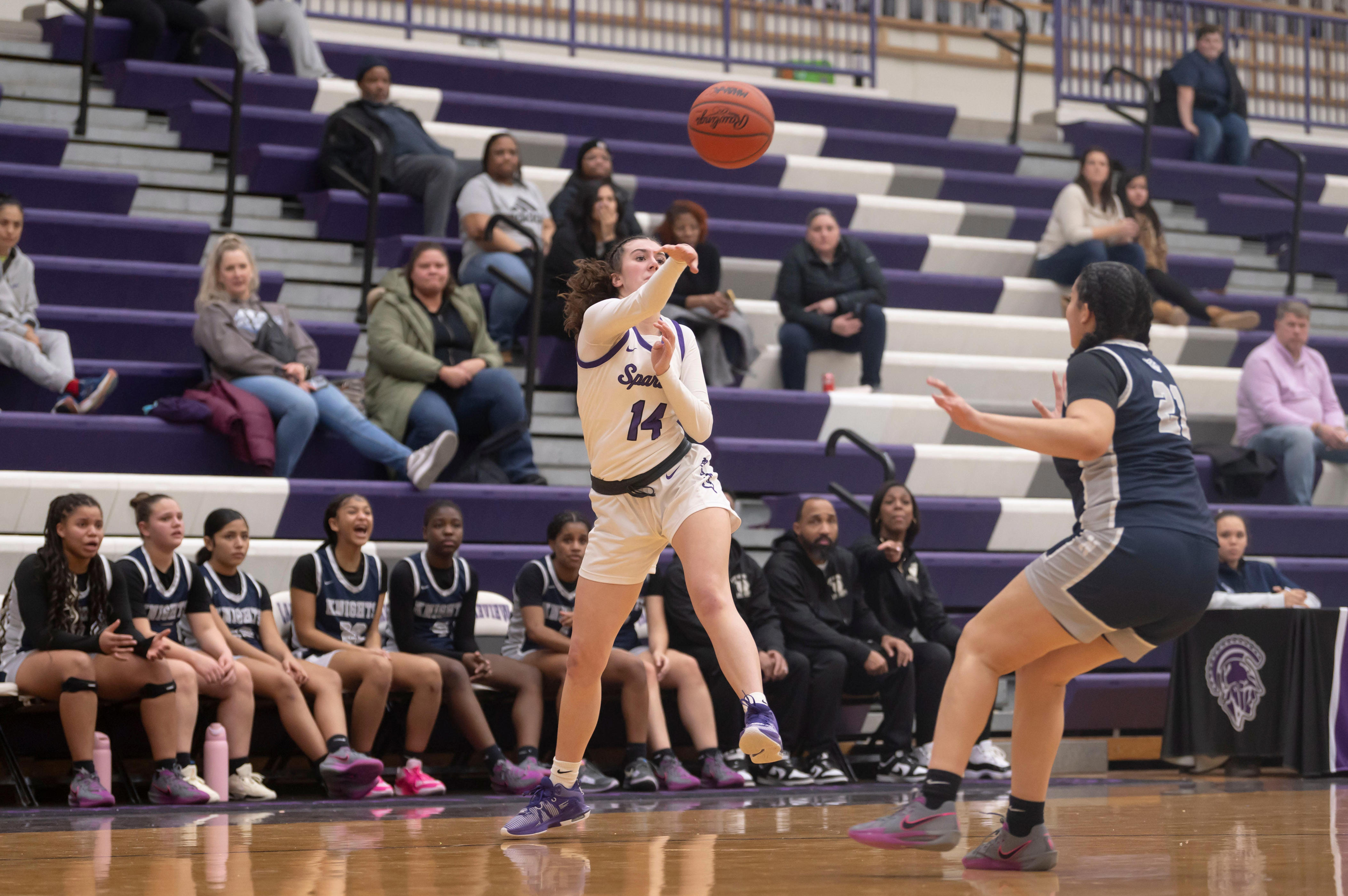 Basketball Roundup: Lakeview girls get statement victory; Harper, St ...