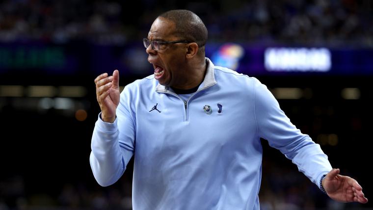 UNC basketball made risky commitment to Hubert Davis prior to 2024-25 ...