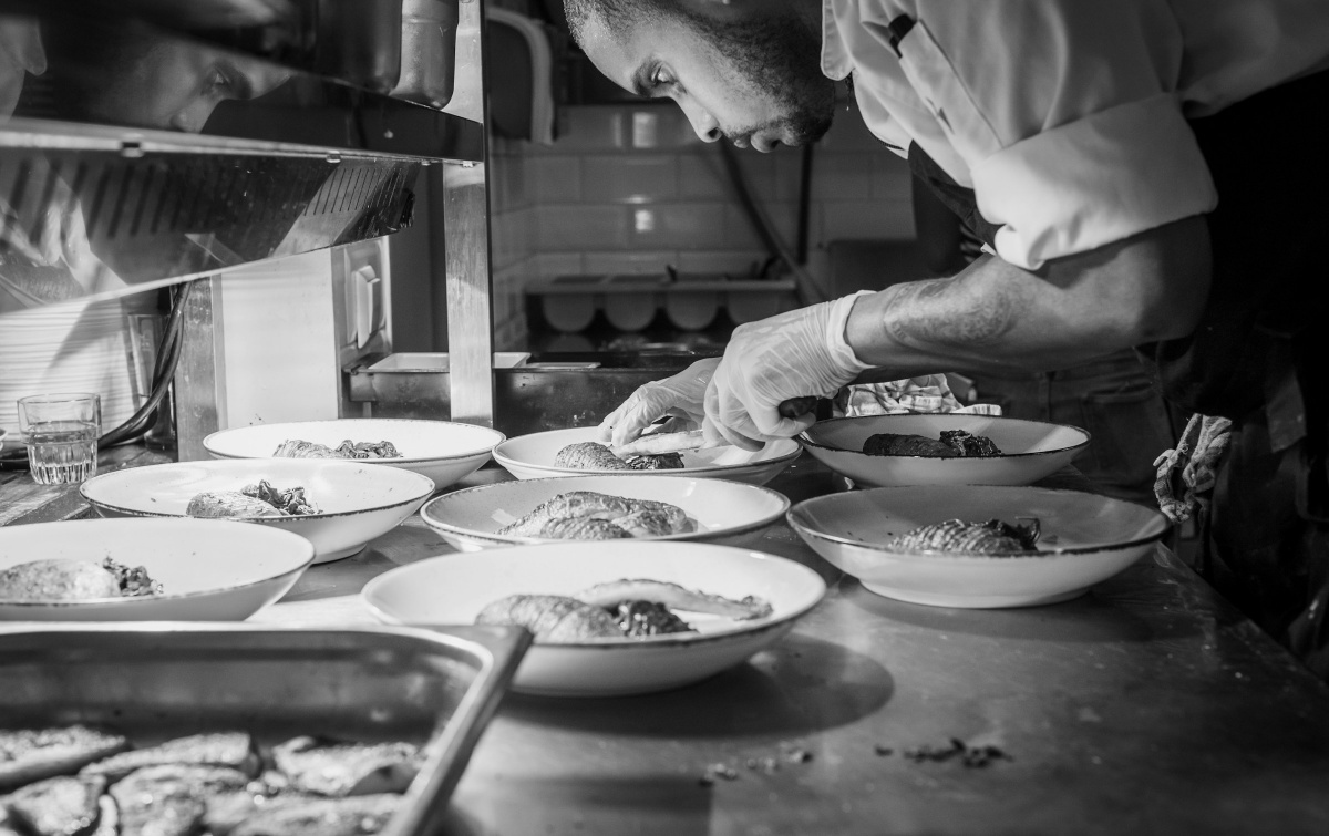 From Mac-n-Cheese to Italian Cuisine: Influencer Chefs to Learn From