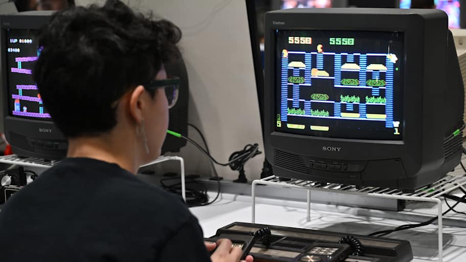 Modern retro gaming consoles: A guide to top systems like SuperStation One