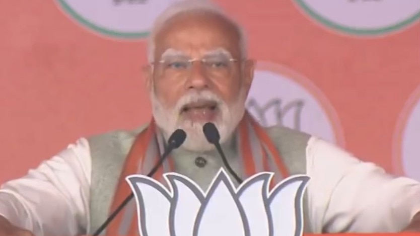 AAP-da's ship will sink in Yamuna: PM Modi jabs Arvind Kejriwal