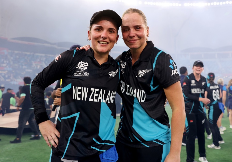 The other Kerr: how a New Zealand allrounder is emerging from her ...
