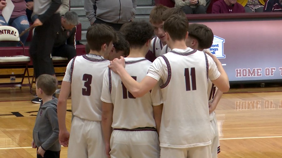 Wheeling Central extends win streak to 7
