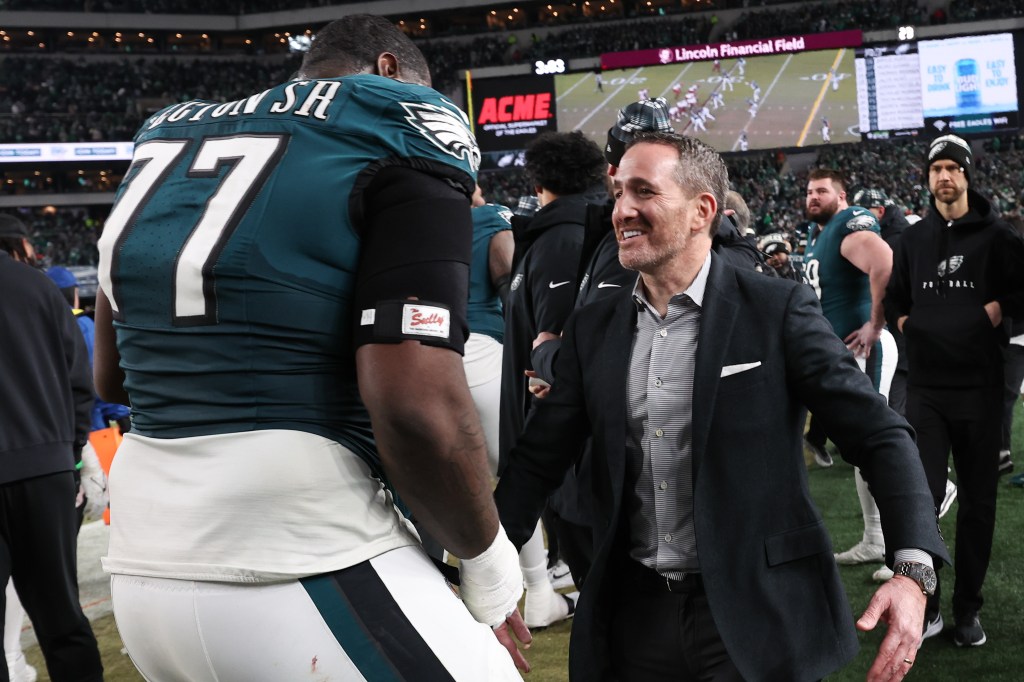 Mekhi Becton thriving under Eagles guru after flopping with Jets ...