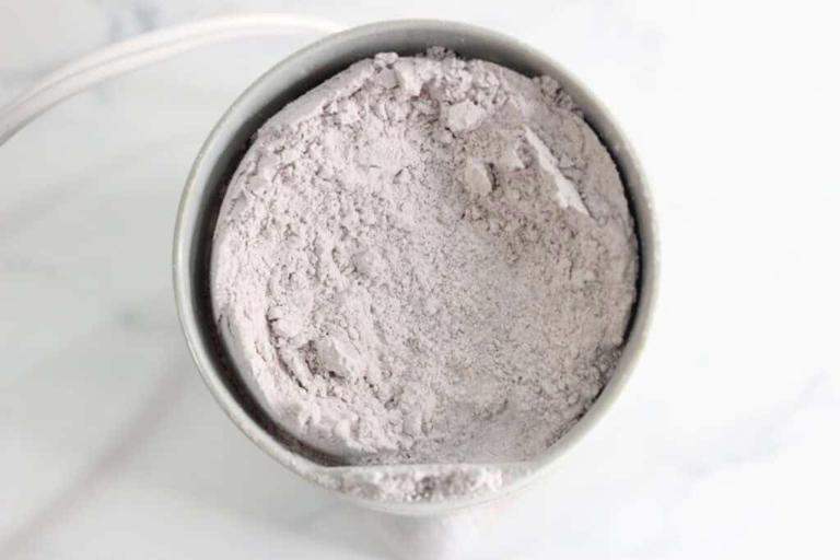 DIY Herbal Rose Baby Powder
