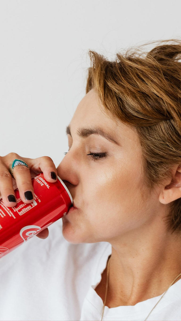 What Happens To Your Body When You Drink 1 Bottle Of Coke?