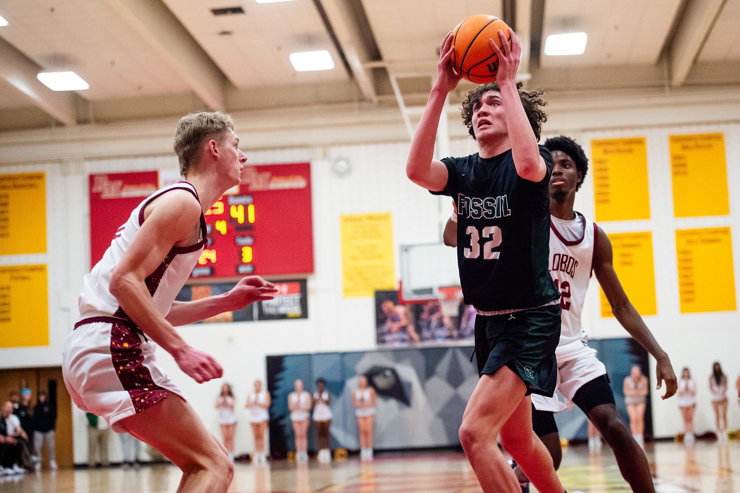 Fossil Ridge basketball's Malachi Egbuji is Blue FCU Athlete of Week