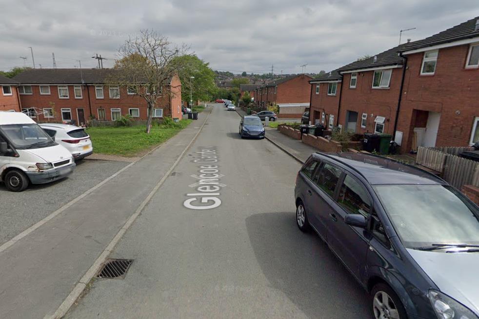 Glencoe Gardens Kippax: Man stabbed after burglars force entry to Leeds ...
