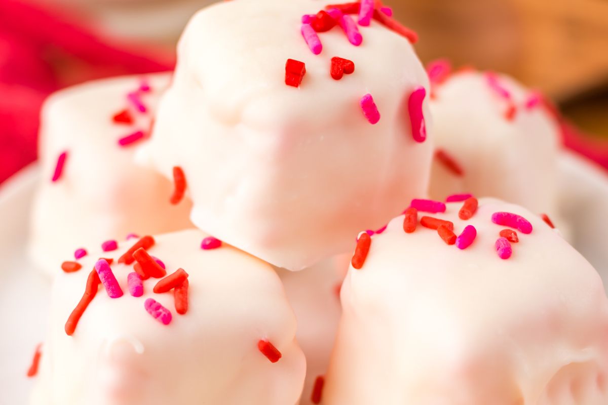 77 Handheld Desserts - No Utensils Required!