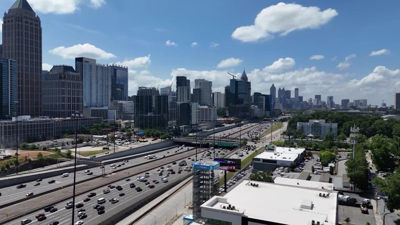 Thanksgiving travel rush kicks off, more expected to drive than fly