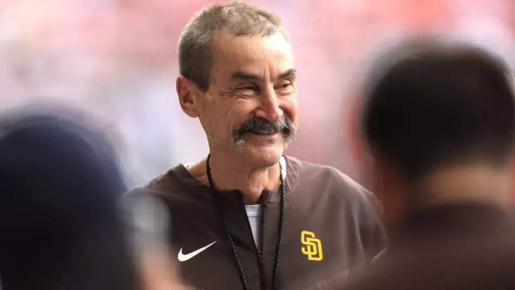 Padres ownership drama in hot waters, as the owners are asked to sell ...