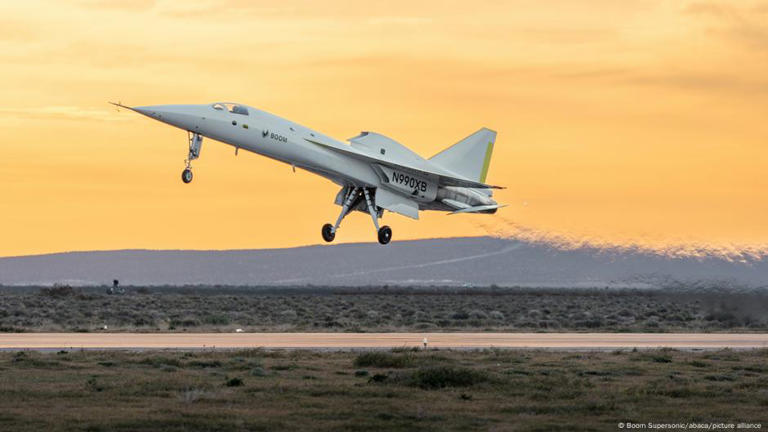 Boom supera barrera del sonido en el renacer de los vuelos supersónicos