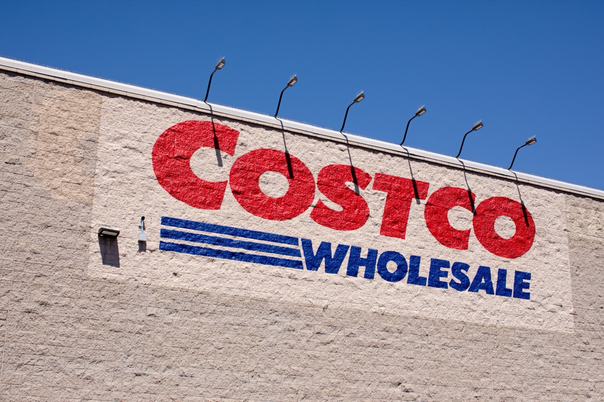 Costco Shoppers Rip This Food Court Favorite for ‘Tasting Like Frozen ...
