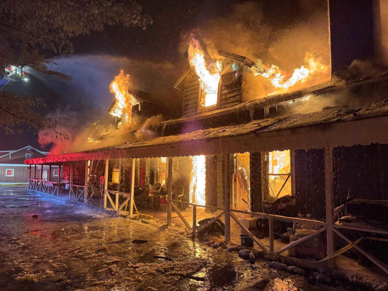 Red Cross aids 9 people following overnight fire in Essex County, NY