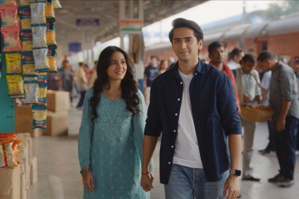 Bollywood Family Drama Hitmaker Sooraj Barjatya on SonyLIV Series ‘Bada ...