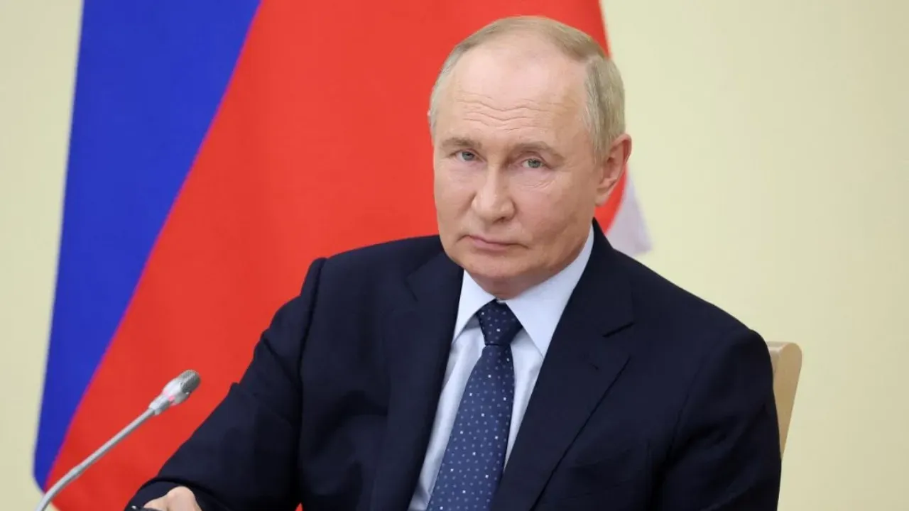 Russian delegation supports Syria's ‘sovereignty' following fall of ...