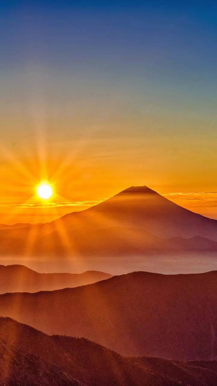 9 places on earth with the most powerful Energy Vortexes; 3 are in India