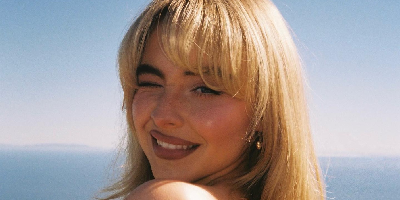 This singer shocks with performances deemed “too daring”