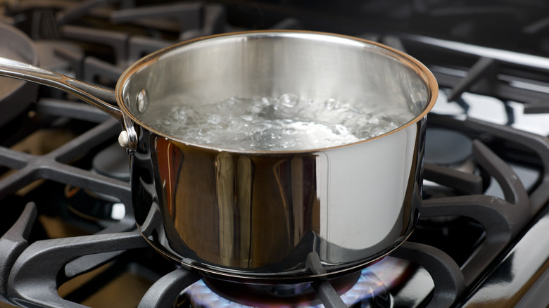 Here's How To Make Your Own Distilled Water At Home. It's Easy
