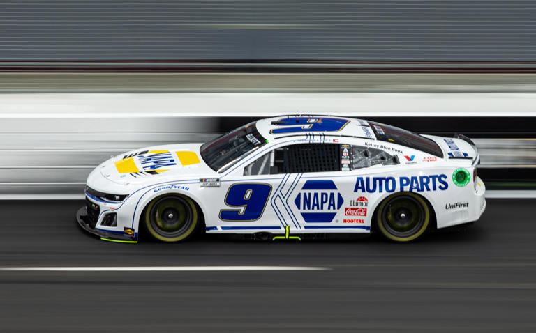 Chase Elliott's new white NAPA paint scheme for 2025 season revealed