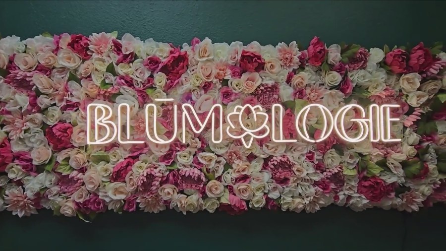 The 806 with Ro and Ron: Blumologie