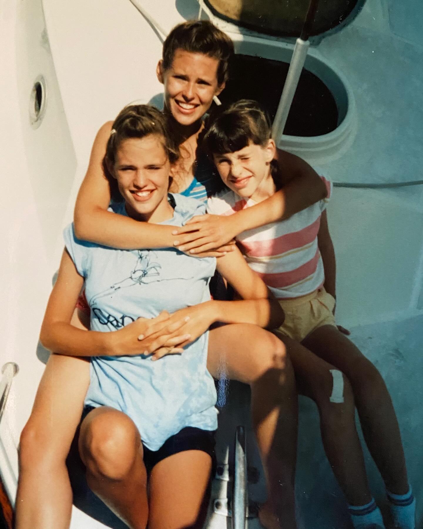Jennifer Garner shares rare photos with her sisters to celebrate their ...