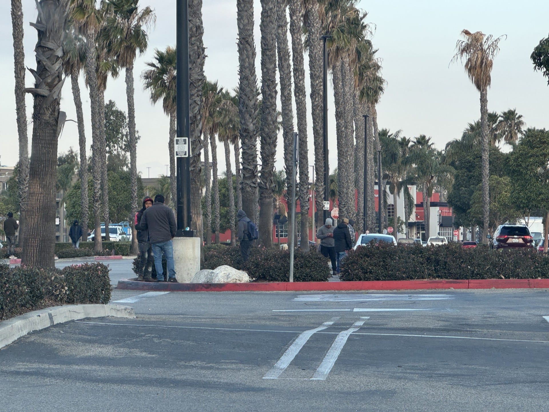 Federal immigration officers move into Oxnard amid Trump crackdown