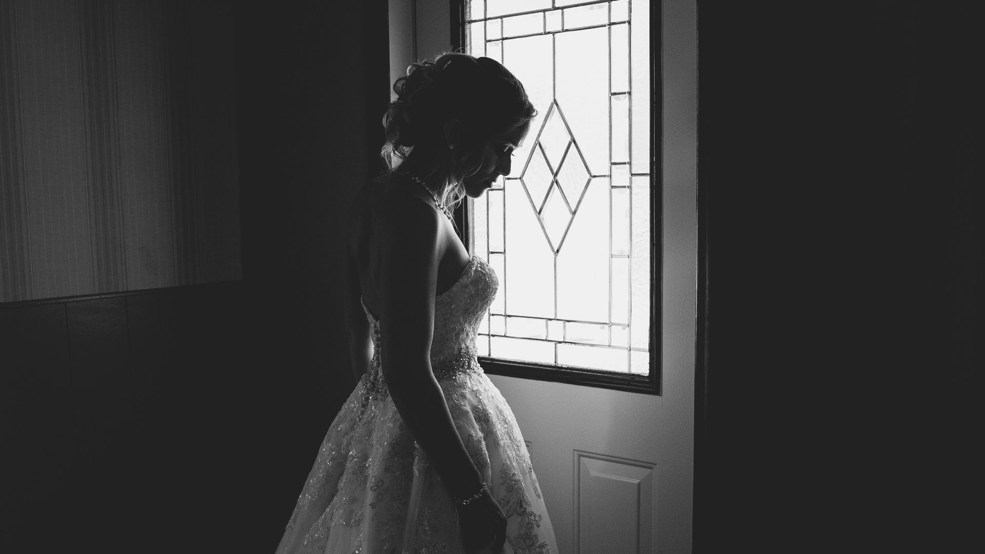 Runaway Bride: 10 Signs It's Just Cold Feet & 10 That Say It's ...