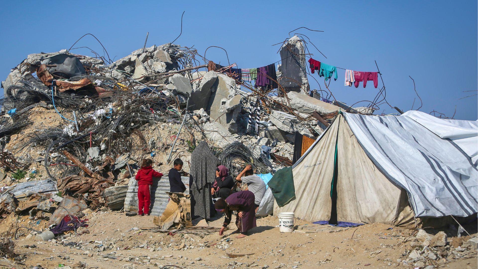 From homes to tents: Displaced Palestinians building a new life in ...