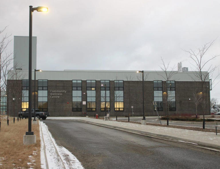 Setup for New Waterford Coal Bowl accommodations at new BEC gets green ...
