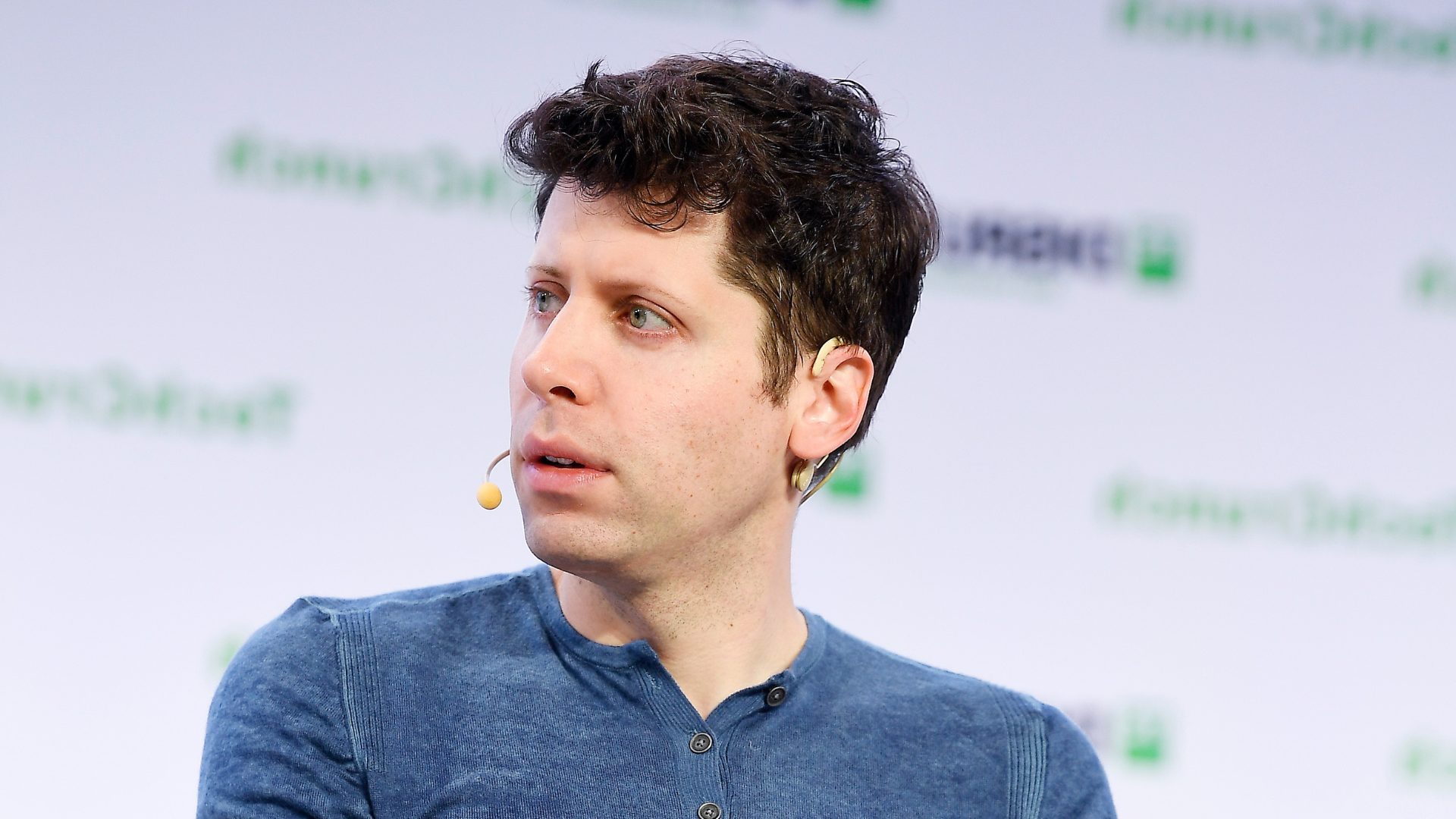 DeepSeek data theft: OpenAI cries foul while critics question its own ...