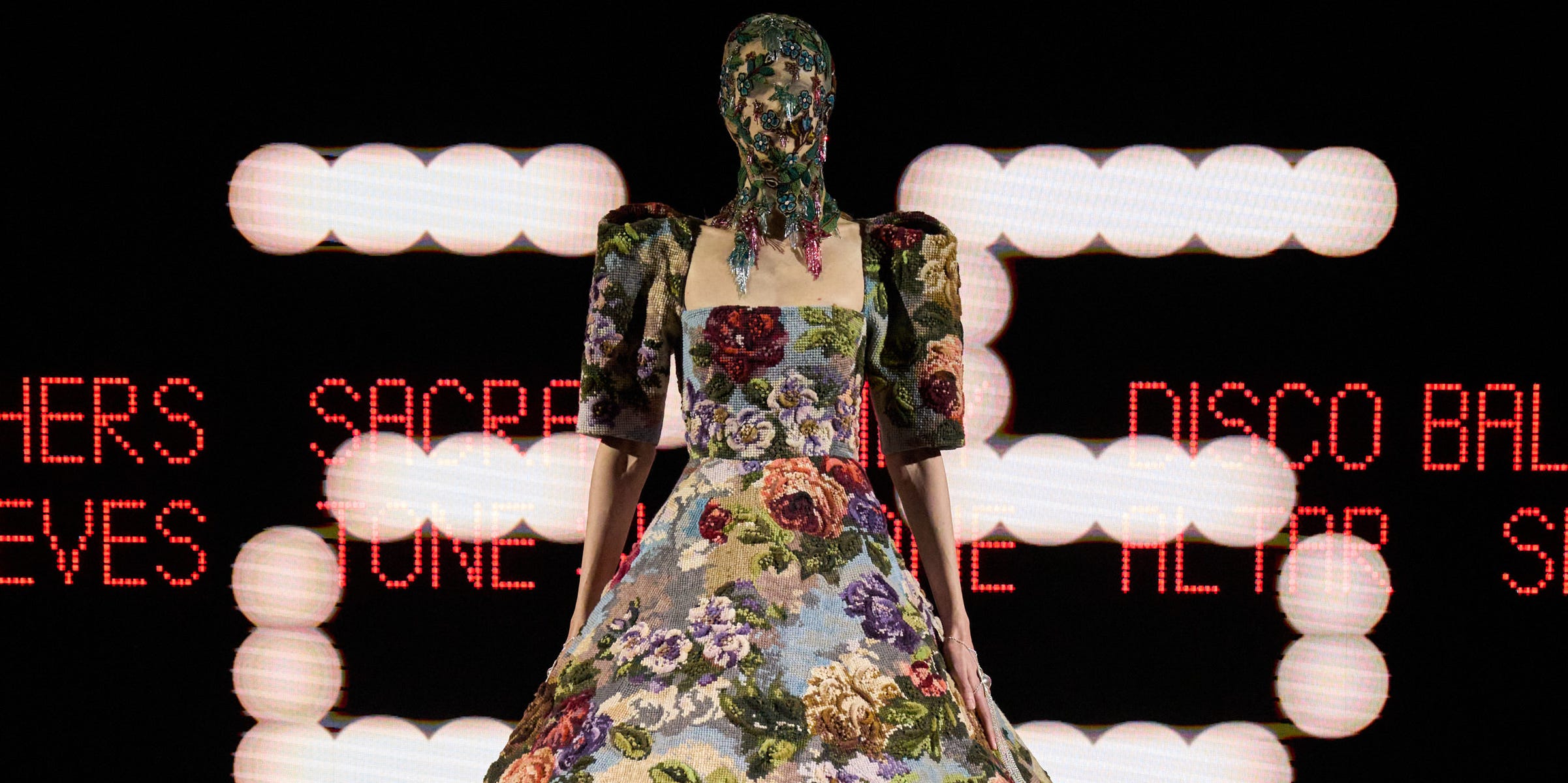 Valentino Vertigineux: la poetica dell'eccetera